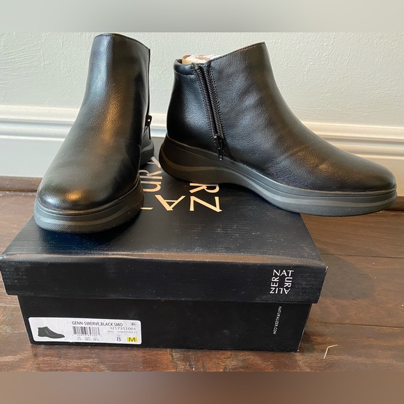 Naturalizer | Shoes | New In Box Naturalizer Gennswerve Low Boots 8m ...